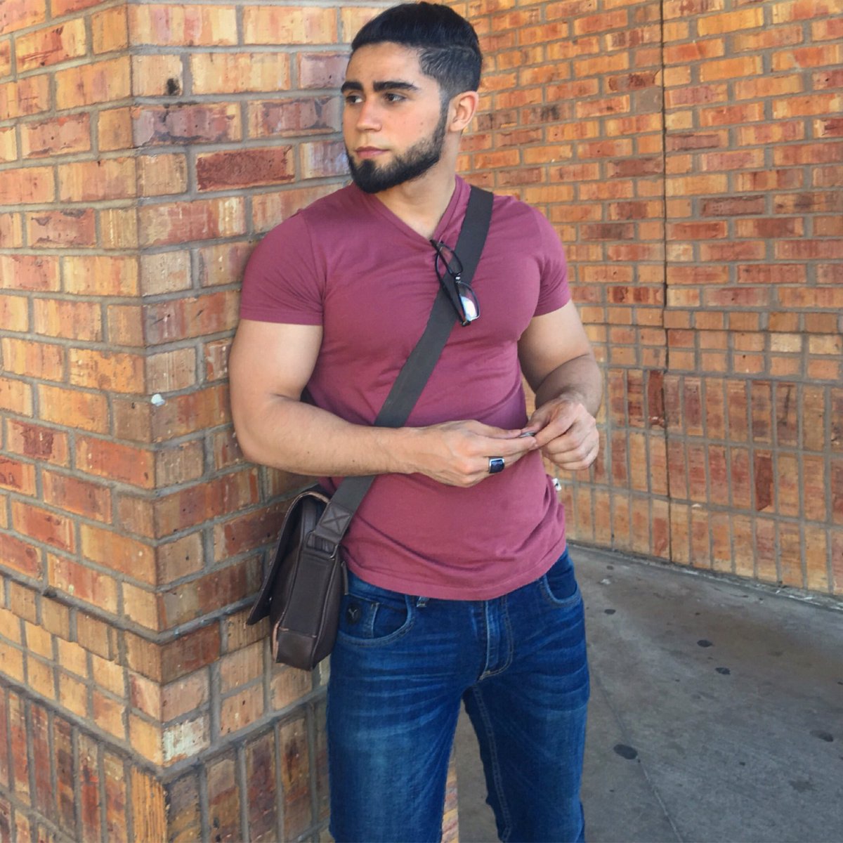 Isbo es gay, las dudas sobre sus preferencias - Hector Ledezma