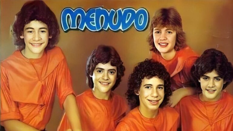 Todos los miembros de Menudo | Súbete a mi moto - Hector Ledezma